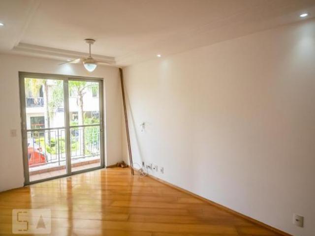 Apartamento à Venda Vila Ema, 3 Quartos, 65 m2