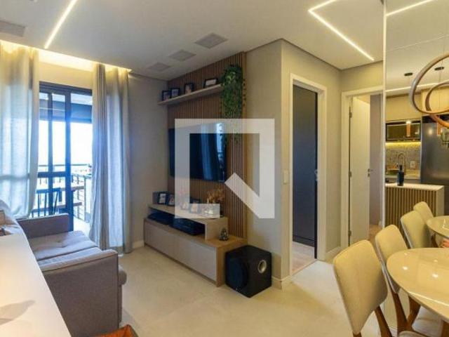 Apartamento à Venda Vila Esperança, 2 Quartos, 60 m2