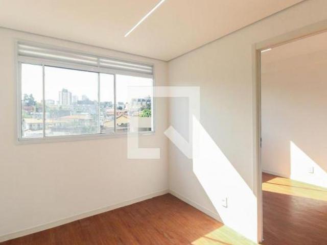 Apartamento à Venda Vila Esperança, 2 Quartos, 34 m2
