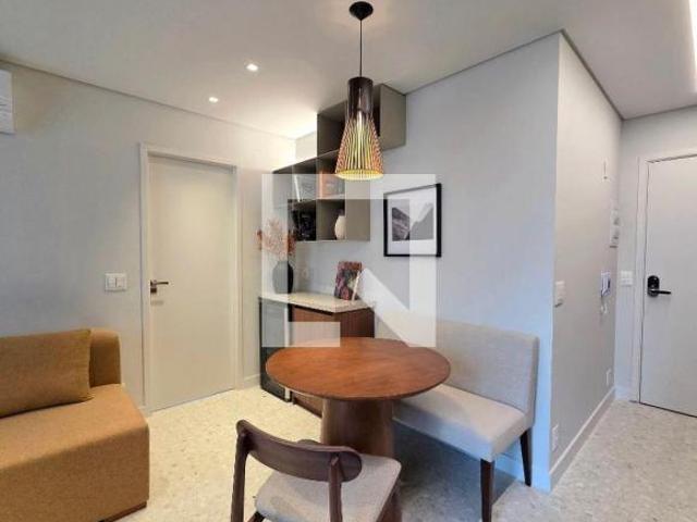 Apartamento à Venda Vila Olímpia, 1 Quarto, 42 m2