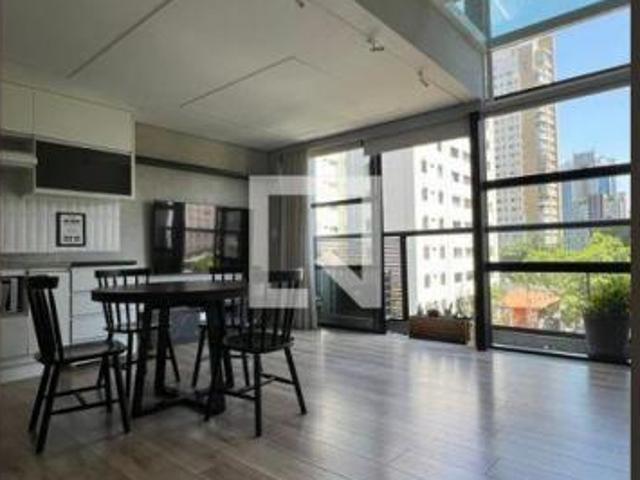 Apartamento à Venda Vila Olímpia, 1 Quarto, 50 m² São Paulo