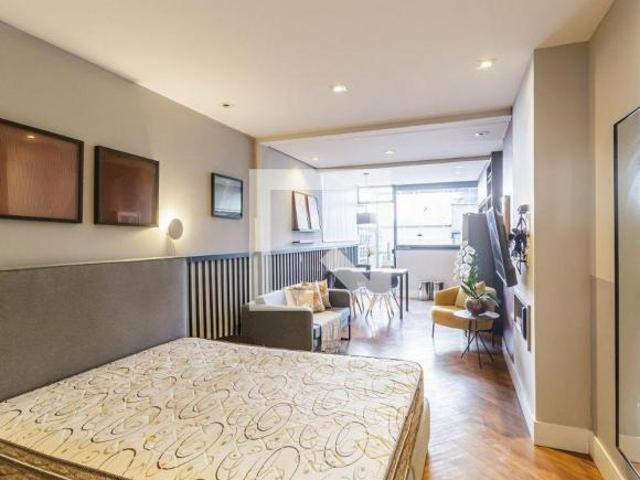 Apartamento à Venda Vila Olímpia, 1 Quarto, 60 m2