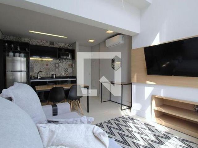 Apartamento à Venda Vila Olímpia, 1 Quarto, 70 m2