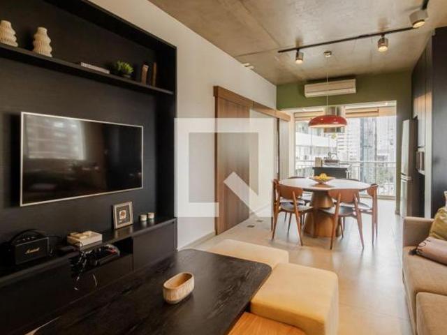 Apartamento à Venda Vila Olímpia, 1 Quarto, 70 m2