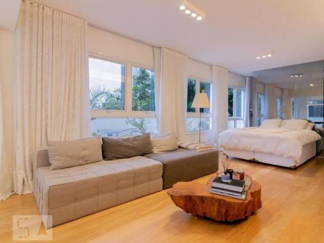 Apartamento à Venda Vila Olímpia, 1 Quarto, 70 m2