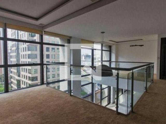 Apartamento à Venda Vila Olímpia, 1 Quarto, 71 m² São Paulo