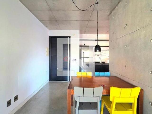 Apartamento à Venda Vila Olímpia, 1 Quarto, 75 m2