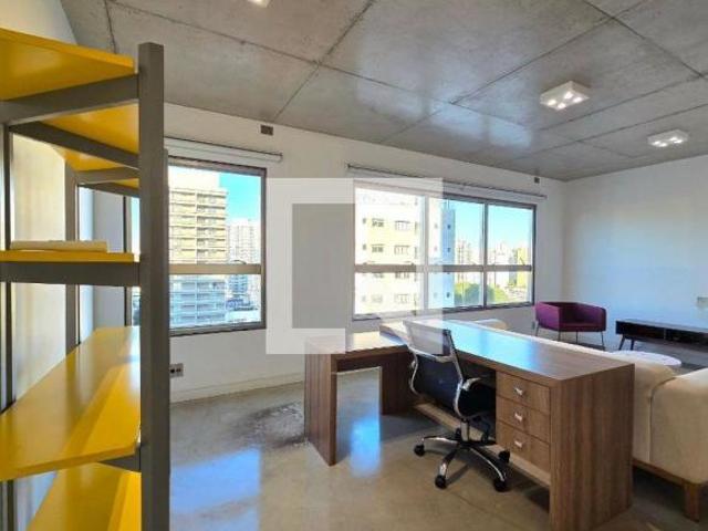 Apartamento à Venda Vila Olímpia, 1 Quarto, 75 m2