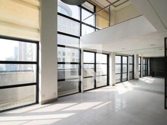 Apartamento à Venda Vila Olímpia, 1 Quarto, 88 m2