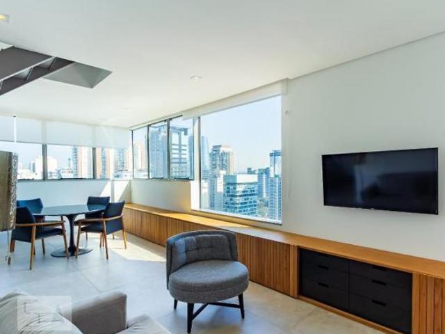 Apartamento à Venda Vila Olímpia, 1 Quarto, 90 m2