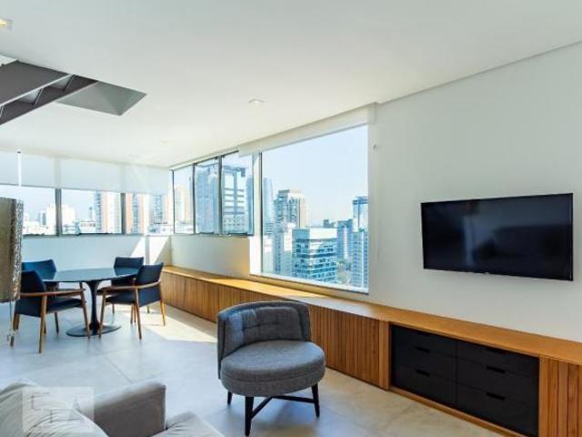 Apartamento à Venda Vila Olímpia, 1 Quarto, 90 m2