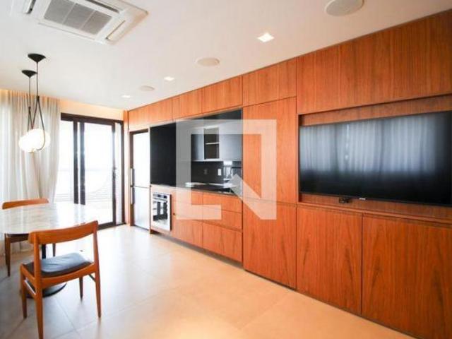 Apartamento à Venda Vila Olímpia, 1 Quarto, 94 m² São Paulo