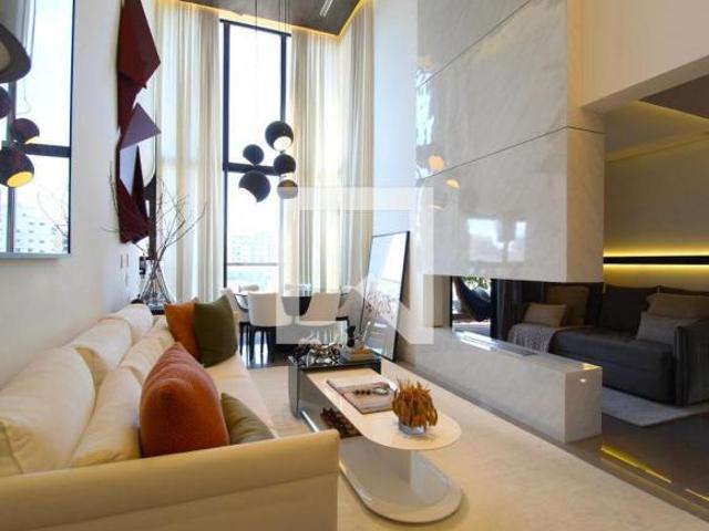Apartamento à Venda Vila Olímpia, 1 Quarto, 95 m2