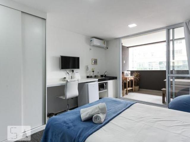 Apartamento à Venda Vila Olímpia, 1 Quarto, 27 m² São Paulo