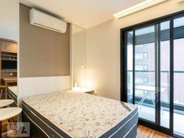Apartamento à Venda Vila Olímpia, 1 Quarto, 24 m² São Paulo