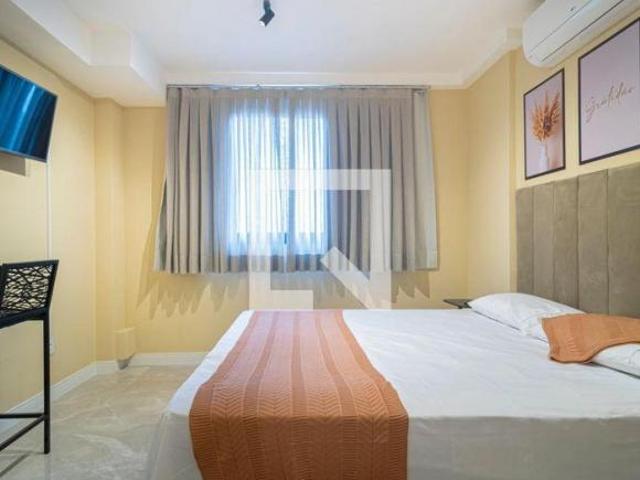 Apartamento à Venda Vila Olímpia, 1 Quarto, 28 m² São Paulo