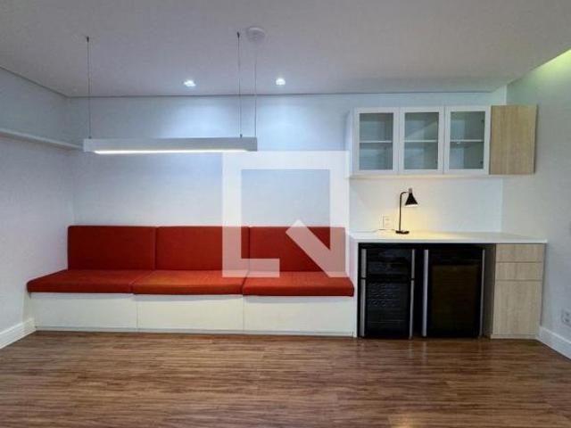 Apartamento à Venda Vila Olímpia, 2 Quartos, 100 m2