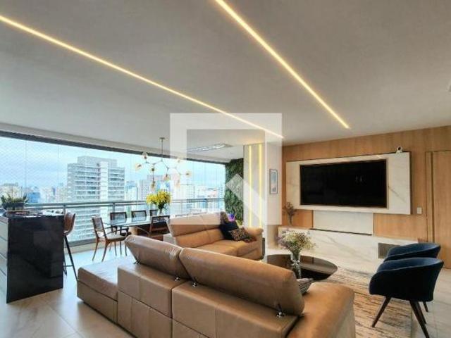 Apartamento à Venda Vila Olímpia, 2 Quartos, 134 m2