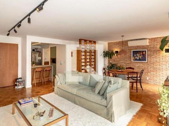Apartamento à Venda Vila Olímpia, 2 Quartos, 136 m2