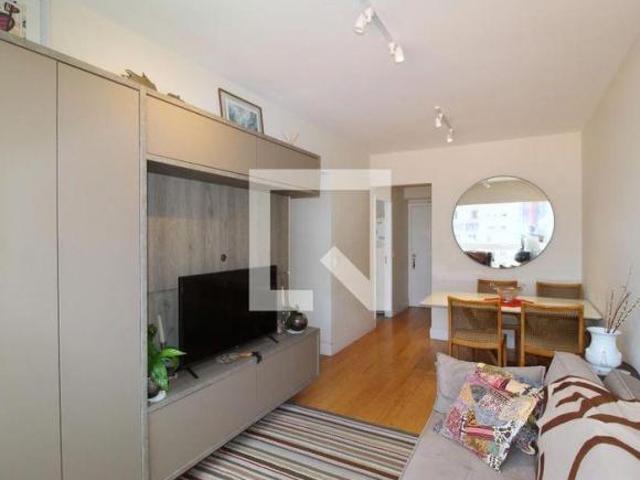 Apartamento à Venda Vila Olímpia, 2 Quartos, 63 m2