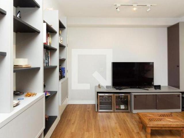 Apartamento à Venda Vila Olímpia, 2 Quartos, 66 m² São Paulo