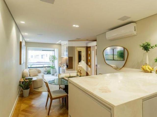 Apartamento à Venda Vila Olímpia, 2 Quartos, 68 m2