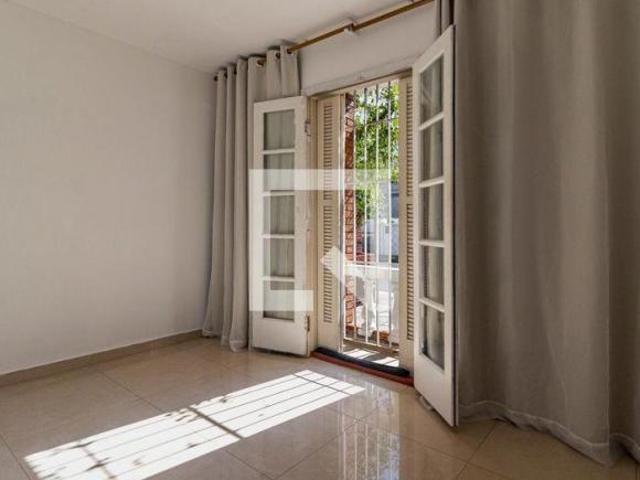 Apartamento à Venda Vila Olímpia, 2 Quartos, 70 m2