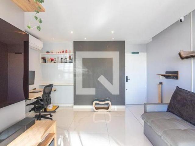 Apartamento à Venda Vila Olímpia, 2 Quartos, 70 m² São Paulo