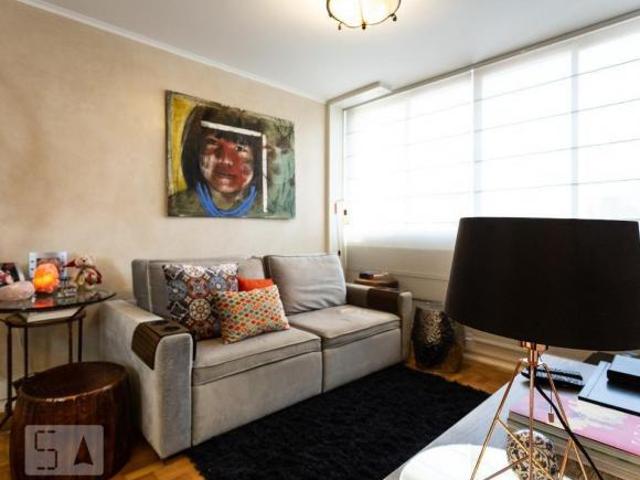 Apartamento à Venda Vila Olímpia, 2 Quartos, 72 m2