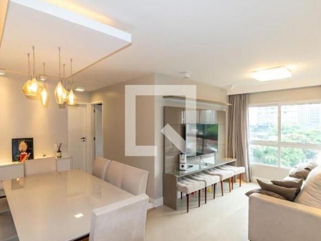 Apartamento à Venda Vila Olímpia, 2 Quartos, 72 m2