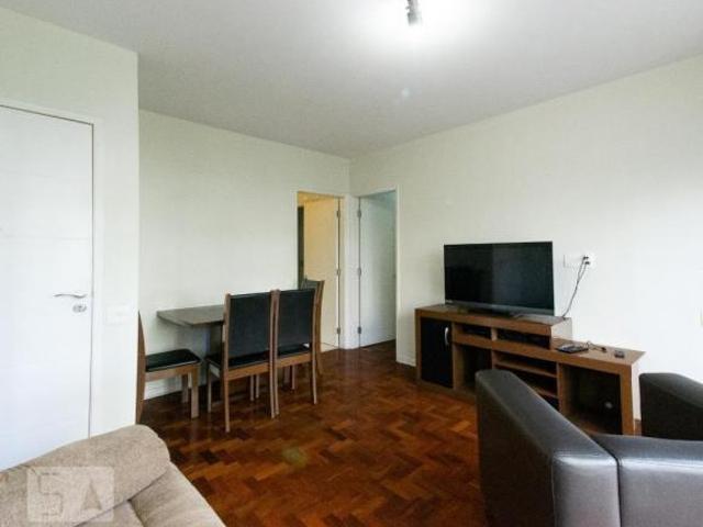 Apartamento à Venda Vila Olímpia, 2 Quartos, 72 m² São Paulo