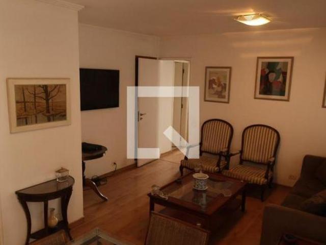 Apartamento à Venda Vila Olímpia, 2 Quartos, 75 m2