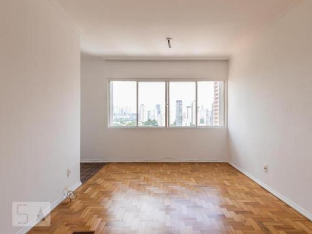Apartamento à Venda Vila Olímpia, 2 Quartos, 80 m2