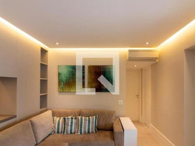 Apartamento à Venda Vila Olímpia, 2 Quartos, 80 m² São Paulo