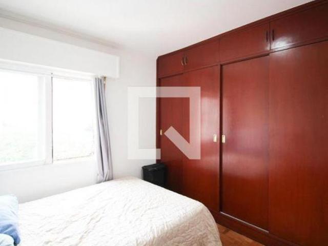 Apartamento à Venda Vila Olímpia, 2 Quartos, 84 m2