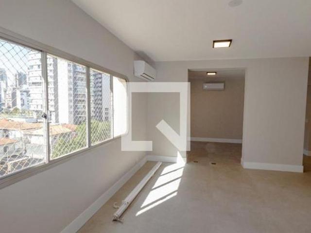 Apartamento à Venda Vila Olímpia, 2 Quartos, 95 m2
