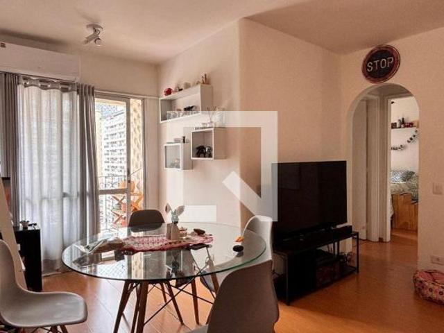 Apartamento à Venda Vila Olímpia, 2 Quartos, 95 m2