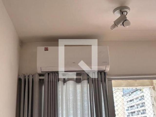 Apartamento à Venda Vila Olímpia, 2 Quartos, 95 m2