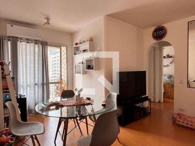 Apartamento à Venda Vila Olímpia, 2 Quartos, 95 m2