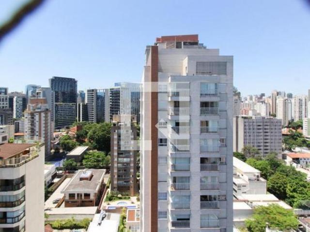 Apartamento à Venda Vila Olímpia, 3 Quartos, 126 m2