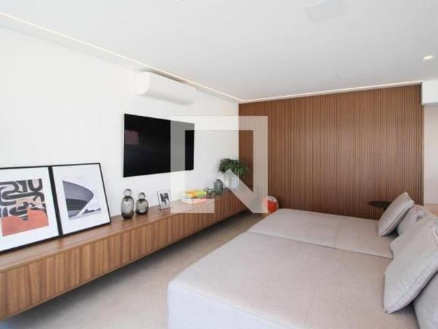 Apartamento à Venda Vila Olímpia, 3 Quartos, 161 m2