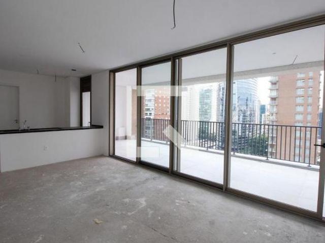 Apartamento à Venda Vila Olímpia, 3 Quartos, 189 m2