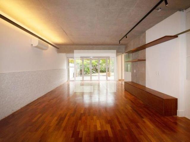 Apartamento à Venda Vila Madalena, 3 Quartos, 470 m2