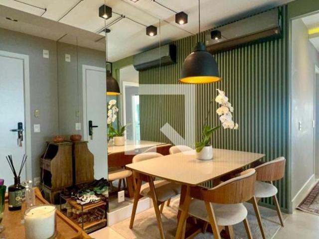 Apartamento à Venda Vila Madalena, 2 Quartos, 70 m2