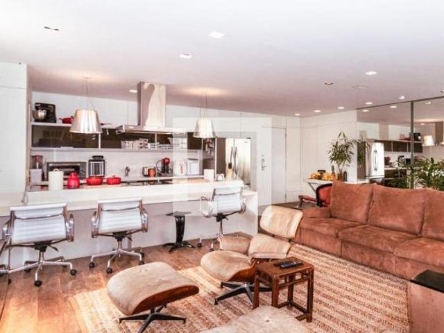 Apartamento à Venda Vila Nova Conceição, 2 Quartos, 147 m2