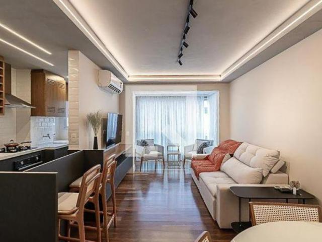 Apartamento à Venda Vila Nova Conceição, 2 Quartos, 68 m2