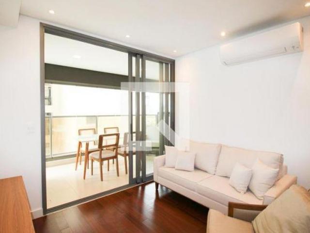 Apartamento à Venda Vila Nova Conceição, 2 Quartos, 70 m2