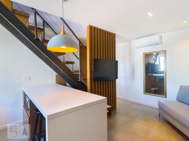 Apartamento à Venda Vila Nova Conceição, 2 Quartos, 73 m2