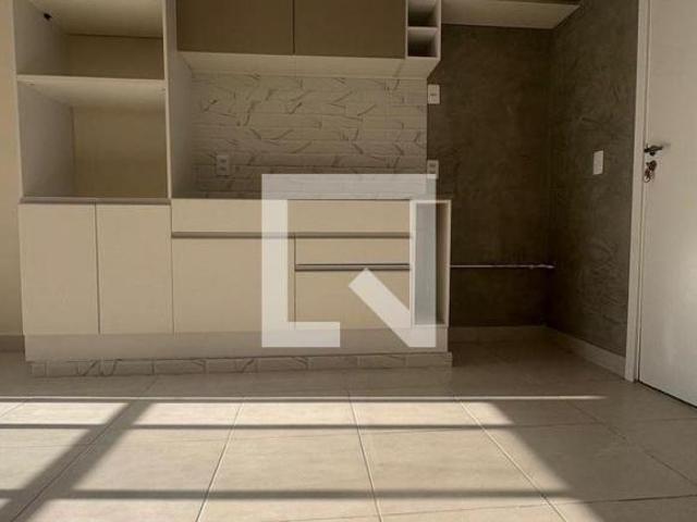 Apartamento à Venda Vila Santa Clara, 2 Quartos, 35 m2