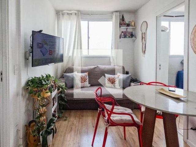 Apartamento à Venda Vila Serralheiro, 2 Quartos, 37 m2